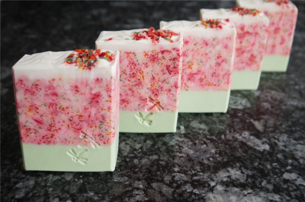 Seifen-Upcycling: Konfetti-Seife aus Seifenresten | Feinseiferei Blog