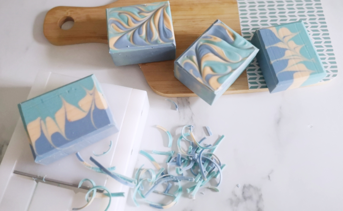 Seife mit Taiwan Swirl Technik sieden - Feinseiferei